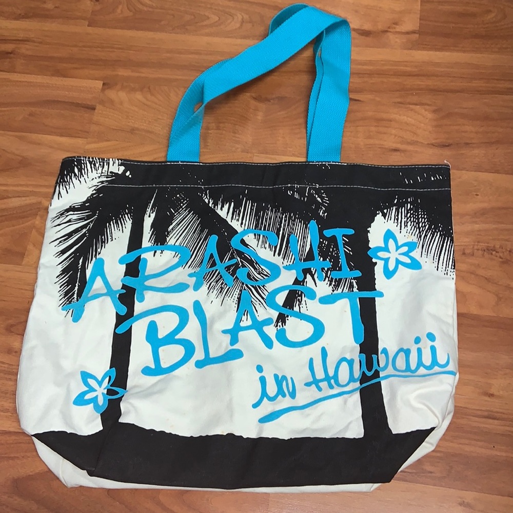 Arashi Japan X Arashi Blast In Hawaii Tote Bag - Gem